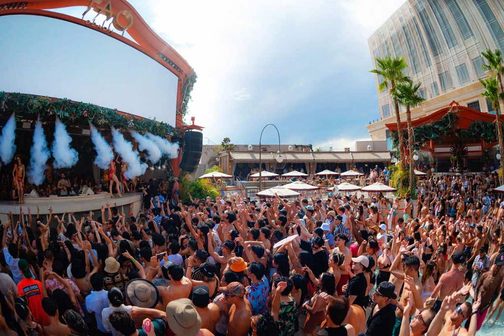 TAO Beach | Best Vegas Pool Party | The Venetian Resort Las Vegas